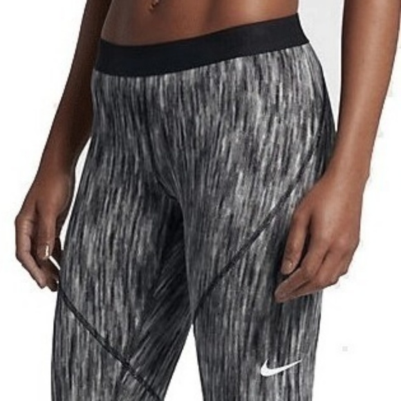 Nike | Pants & Jumpsuits | Womens Nike Pro Hyperwarm Training Tights ...